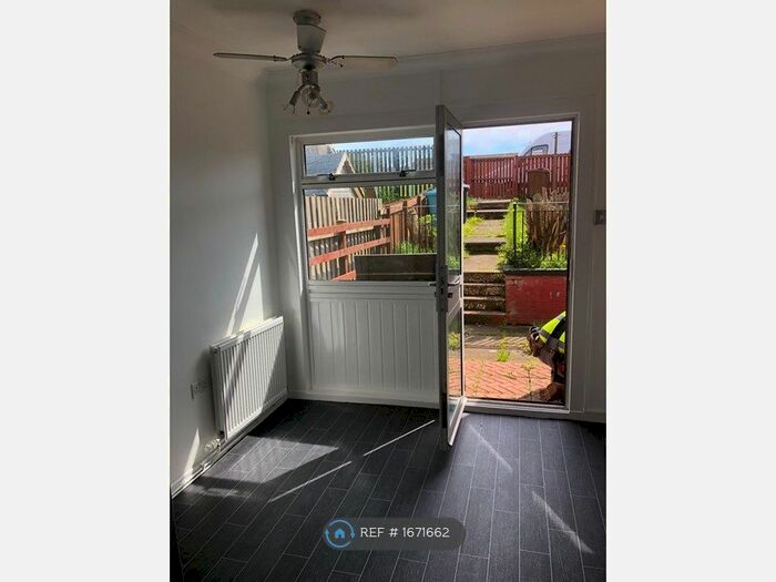 2 Bedroom Terraced House To Rent In Westray Wynd, Newmains, Wishaw, ML2