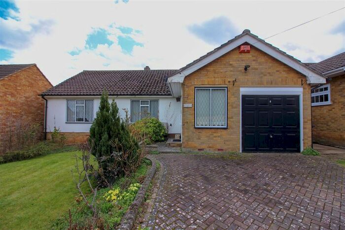 3 Bedroom Detached Bungalow For Sale In Sheering Mill Lane ...