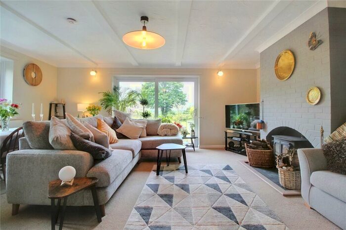 3 Bedroom Bungalow For Sale In Narrow Way, Wenhaston, Halesworth ...