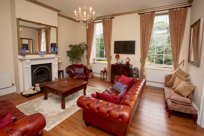 2 Bedroom Apartment For Sale In Long Fox Manor, Bath Road, Brislington ...