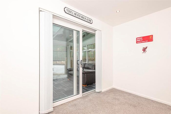 3 Bedroom Bungalow For Sale In Trenance Gardens, Greetland, Halifax, HX4