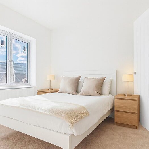 4 Bedroom Detached House For Sale In Poppy Gardens, Farcet, PE7