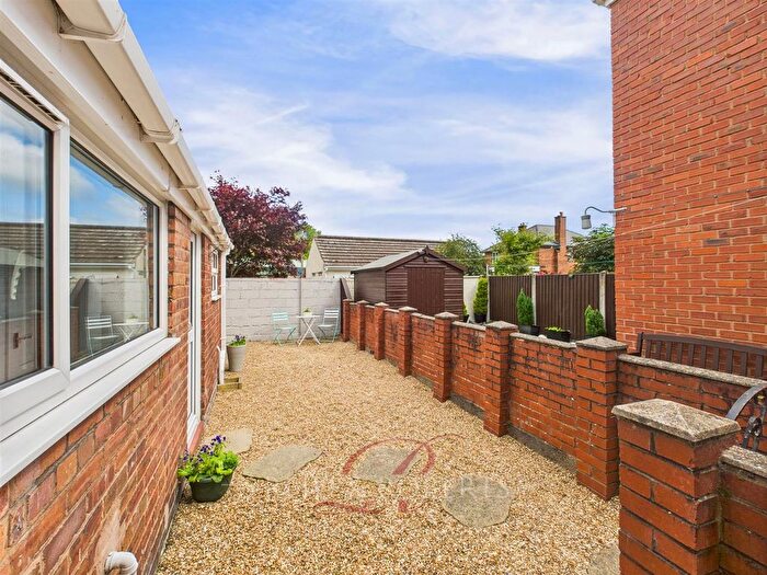 3 Bedroom End Terrace House For Sale In Hawarden Road, Caergwrle ...