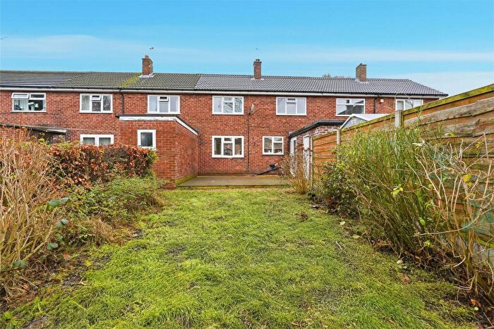 2 Bedroom Terraced House For Sale In Hulley Road, Macclesfield ...