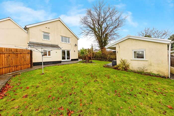 3 Bedroom Semi Detached House For Sale In Heol Y Meinciau, Pontyates ...