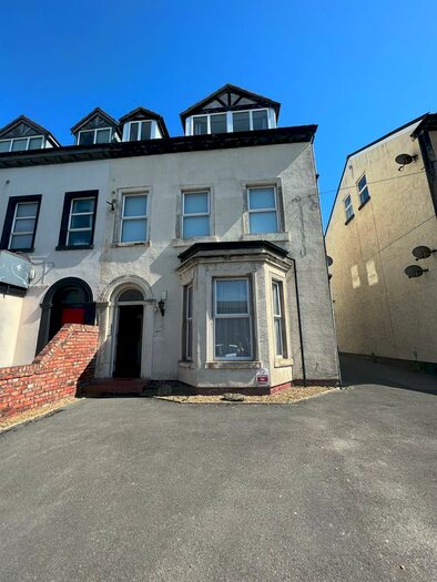 1 Bedroom Flat To Rent In Brooke Road West, Brighton-Le-Sands ...