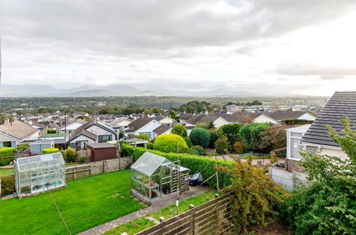 3 Bedroom Bungalow For Sale In Maes Yr Hafod, Menai Bridge, Isle Of ...