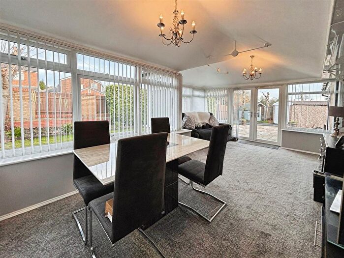 3 Bedroom Detached Bungalow For Sale In Trueman Court, Low Moor ...