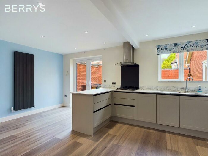 3 Bedroom Detached House To Rent In Melford Close, Oakley Vale, Corby, NN18