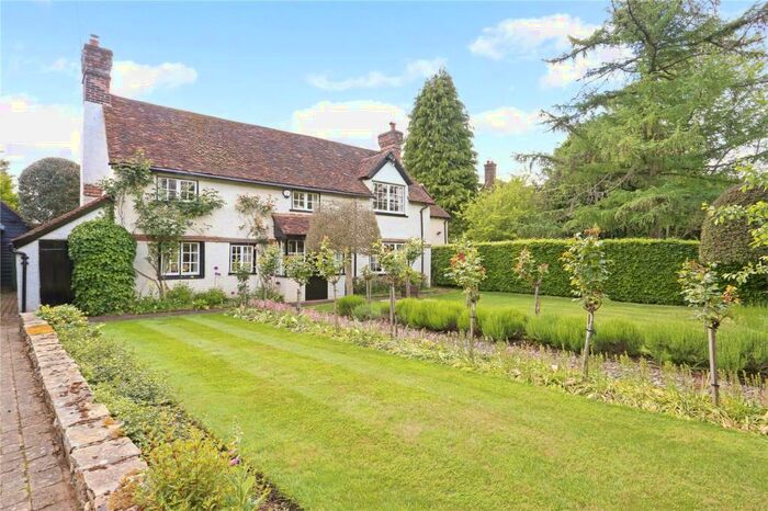 Houses for sale & to rent in HP3 0JS, Chipperfield Road, Bovingdon ...