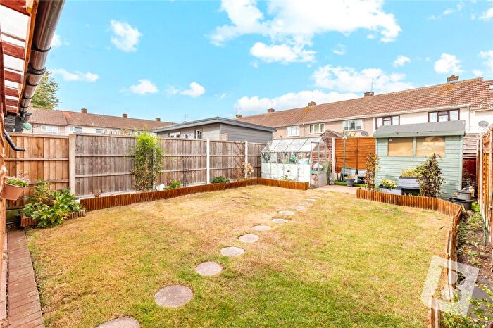 3 Bedroom Terraced House For Sale In The Fremnells, Basildon, Essex, SS14