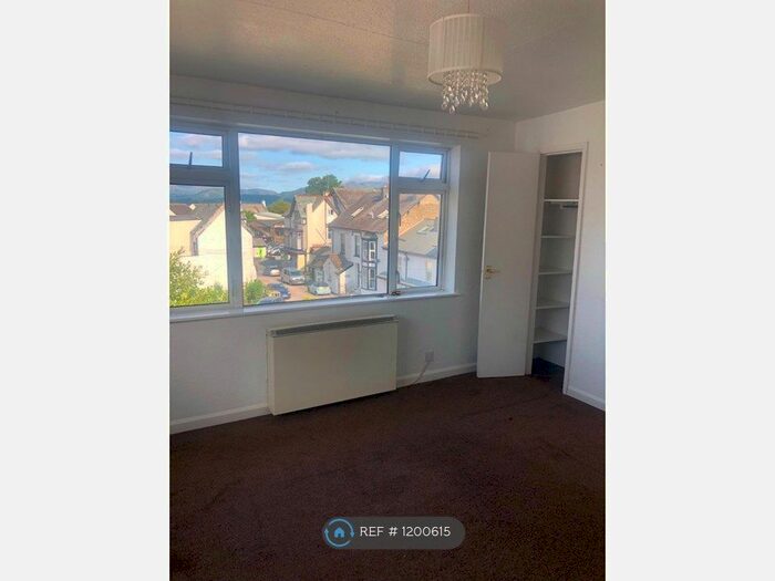 2 Bedroom Flat To Rent In Craig Walk, Bowness On Windermere LA23