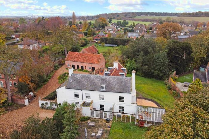 5 Bedroom Detached House For Sale In The Old Rectory, Rectory Lane, Lea ...