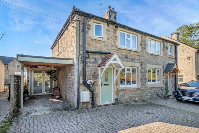 2 Bedroom Semi-Detached House For Sale In Calver Road, Baslow, Bakewell ...