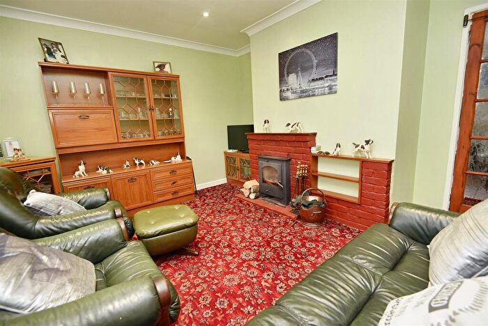 2 Bedroom Terraced Bungalow For Sale In Chinnocks, Sturminster Newton, DT10