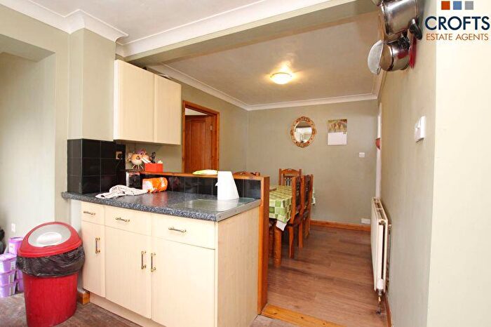 3 Bedroom Semi-Detached House For Sale In Copse Close, Immingham, DN40