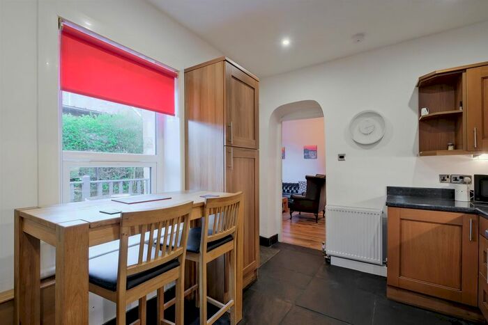 2 Bedroom Property For Sale In Manse Road, Newmains, Wishaw, ML2