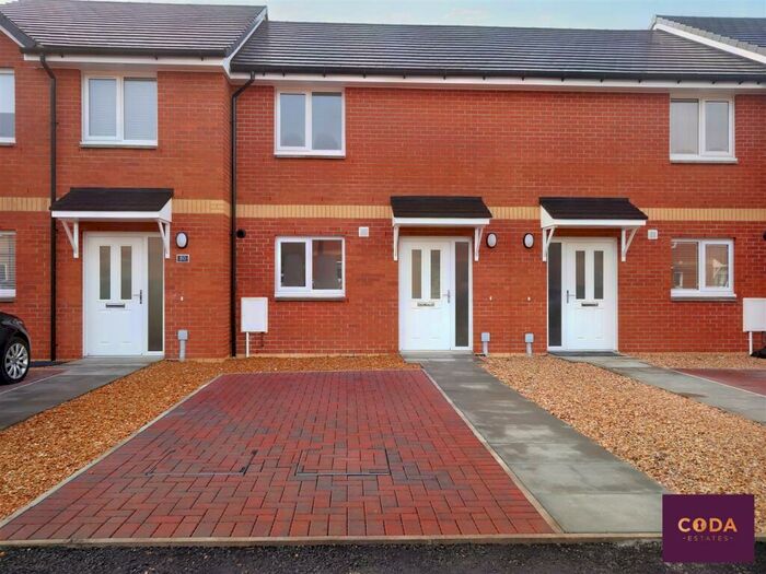 2 Bedroom Terraced House To Rent In Broomfield Crescent, Balornock ...