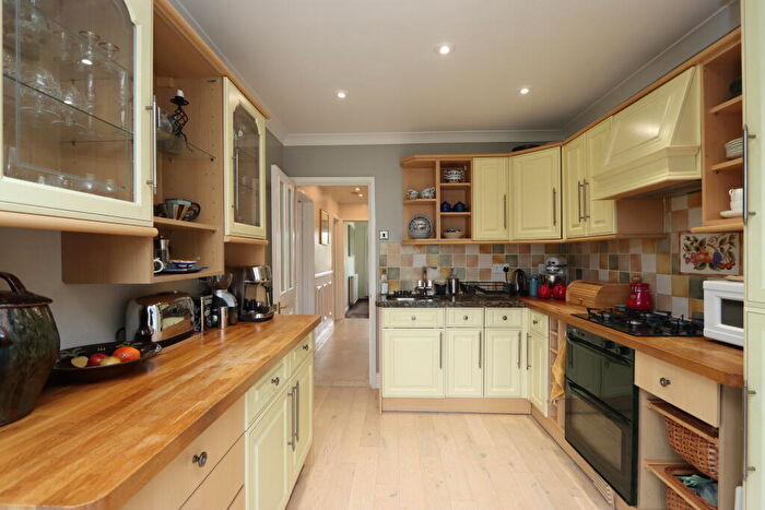 3 Bedroom Semi-Detached Bungalow For Sale In Woodburn Square, Whitley ...