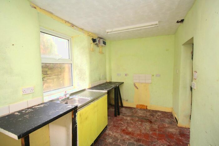 2 Bedroom End Of Terrace House For Sale In Profitt Terrace, Gwespyr ...