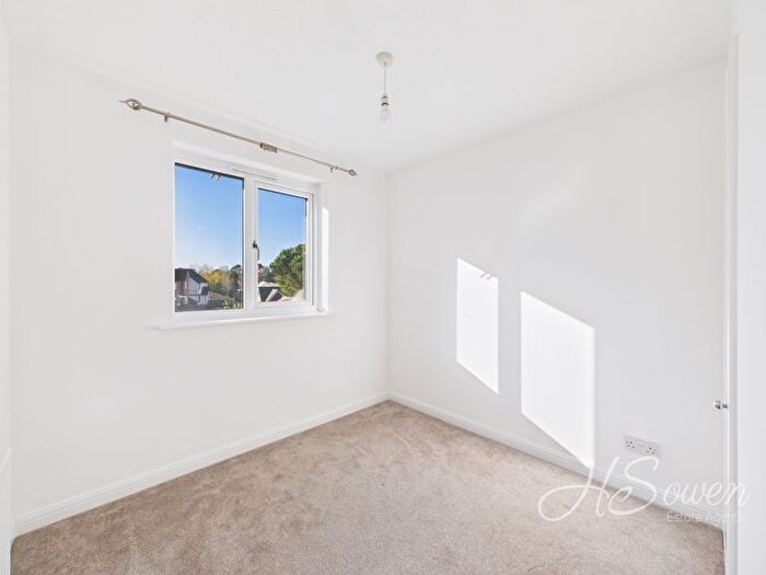 4 Bedroom Detached House For Sale In Barn Owl Close, Torquay, TQ2