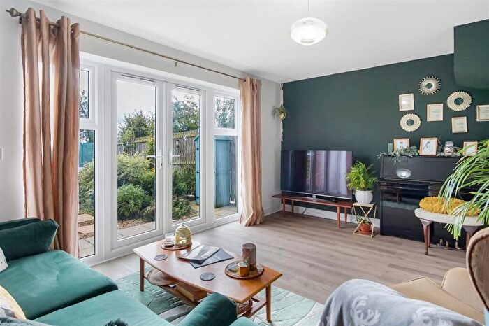 3 Bedroom End Of Terrace House For Sale In Clover Court, Heighington ...