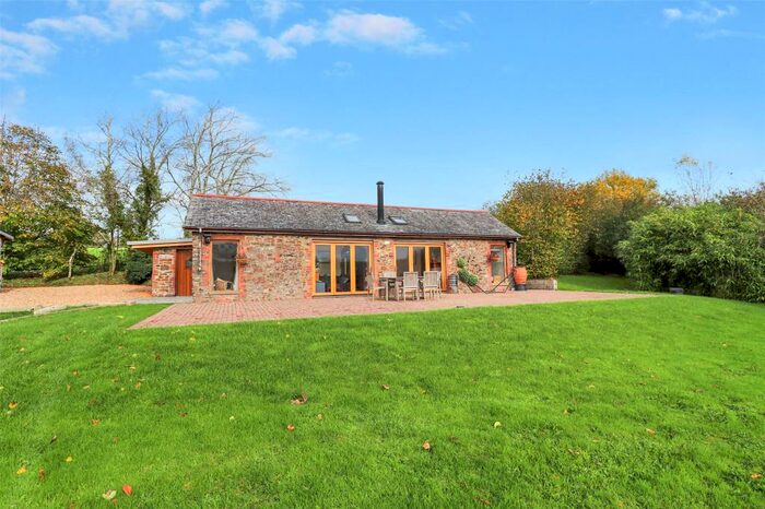 2 Bedroom Bungalow To Rent In Queens Nympton, South Molton, Devon, EX36