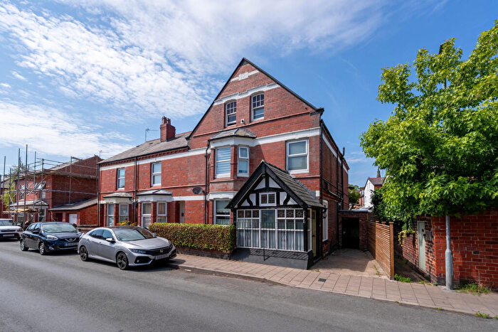 Houses for sale in Hoole, CH2, Cheshire West and Chester