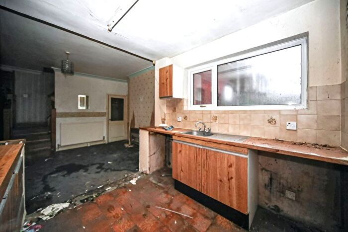 2 Bedroom Terraced House For Sale In Victoria Road, Platt Bridge, Wigan ...