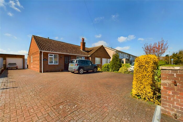 2 Bedroom Bungalow For Sale In Hemingford Road, St. Ives ...