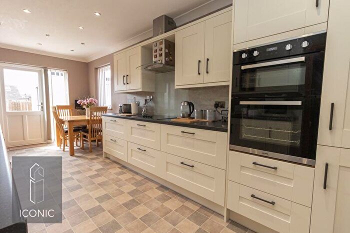 3 Bedroom Semi-Detached Bungalow For Sale In Gowing Road, Hellesdon ...