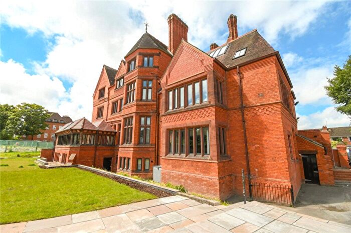 Flats for sale in Oxton, CH43, Merseyside