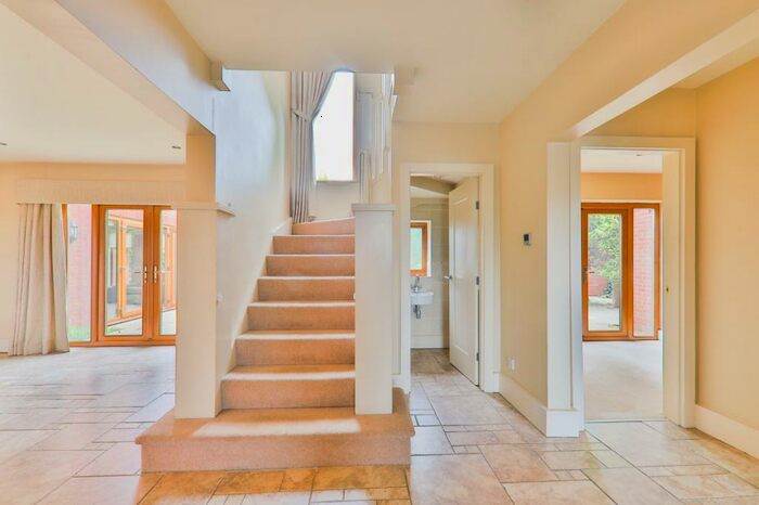 4 Bedroom Detached House For Sale In Station Road, Patrington, Hull ...