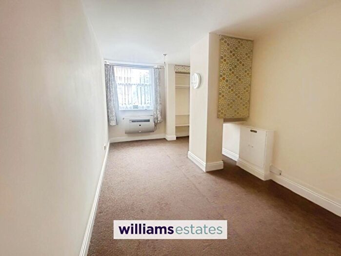 1 Bedroom Flat To Rent In Bastion Road, Prestatyn, LL19