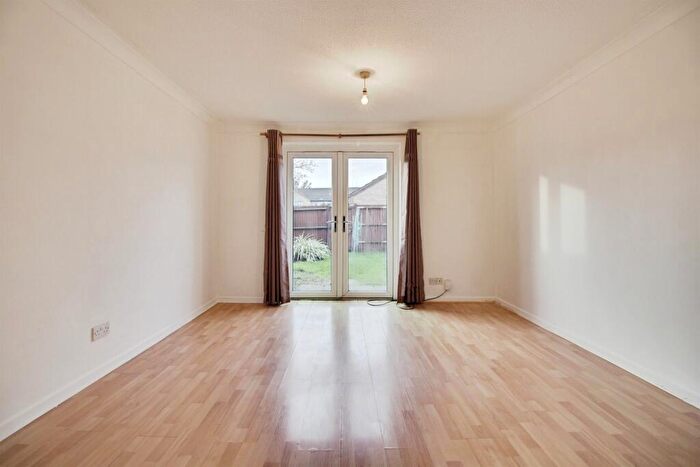 2 Bedroom Terraced House For Sale In Ludwick Way, Welwyn Garden City, AL7