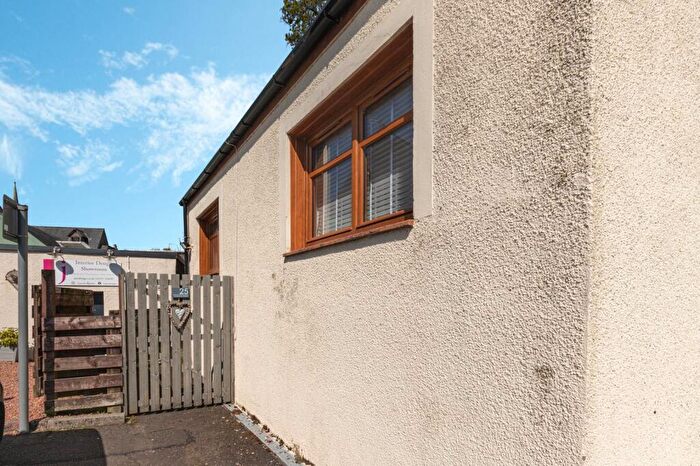 Houses for sale in Strathaven, ML10, South Lanarkshire