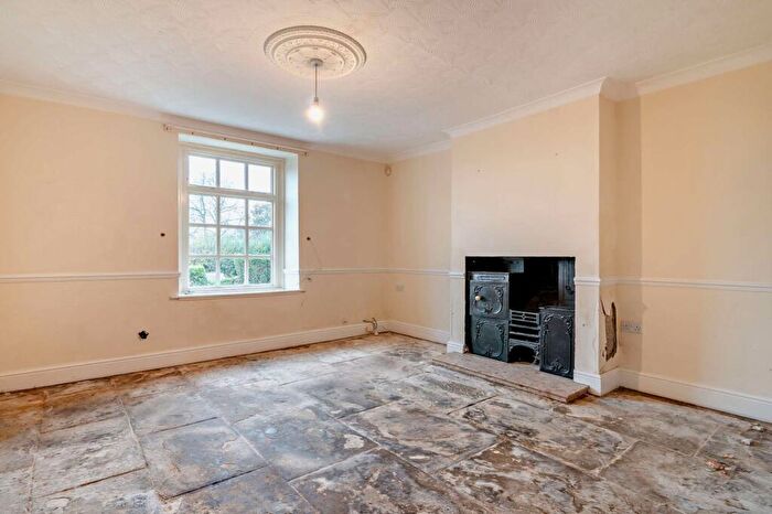 2 Bedroom Semi-Detached House For Sale In Pickburn Lane, Pickburn ...
