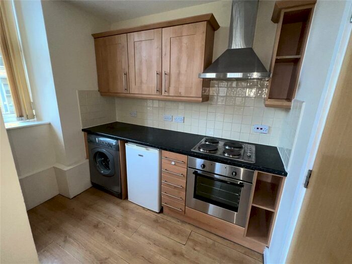 2 Bedroom Apartment To Rent In Acton House Scoresby Street Bradford 2 Bedroom Apartment To Rent In Acton House Scoresby Street Bradford