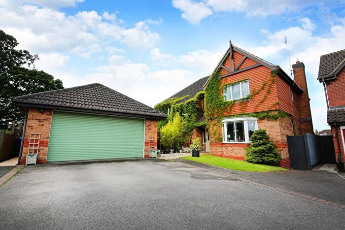 Houses for sale in Uttoxeter, Staffordshire