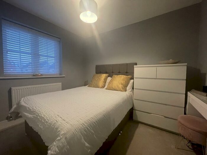 3 Bedroom Terraced House For Sale In Potton Road, Biggleswade, SG18