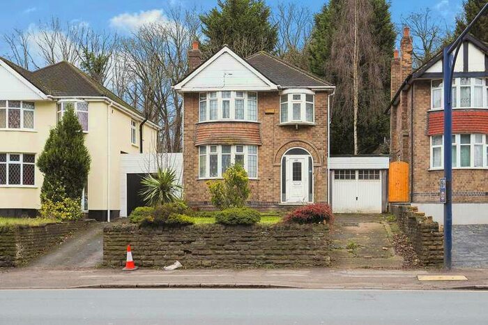 3 Bedroom Detached House For Sale In Nuthall Road, Nottingham ...