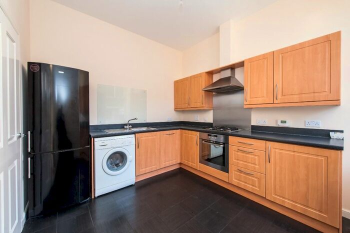 2 Bedroom Flat To Rent In Kincardine Court, Stonehaven, Aberdeenshire, AB39