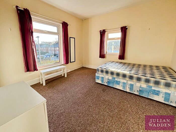 3 Bedroom End Terrace House For Sale In Ashford Road, Withington ...