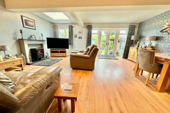 2 Bedroom Semi Detached Bungalow For Sale In Florence Place, Back ...