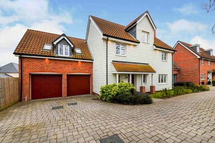 Houses for sale & to rent in SS11 7LH, Liberty Way,,Rettendon And ...