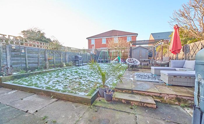 3 Bedroom Terraced House For Sale In Livesey Drive, Sapcote, LE9