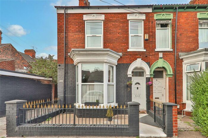 3 Bedroom End Of Terrace House For Sale In Suffolk Street, Hull, East ...