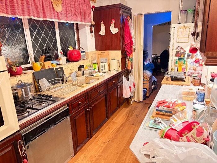 3 Bedroom Bungalow To Rent In Off Twyford Abbey Road Area, Park Royal, NW10