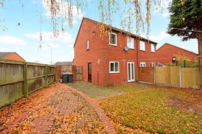 3 Bedroom Semi Detached House For Sale In Poppy Drive, Donnington Wood ...