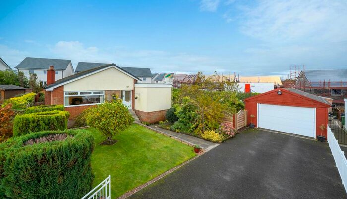 3 Bedroom Detached Bungalow For Sale In Quarryknowe, Bannockburn ...